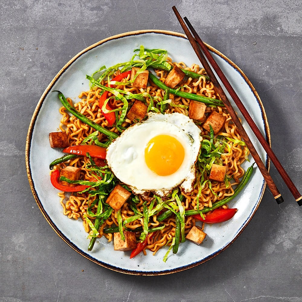 Sojastekt tofu med nudlar och ägg | Recept ICA.se