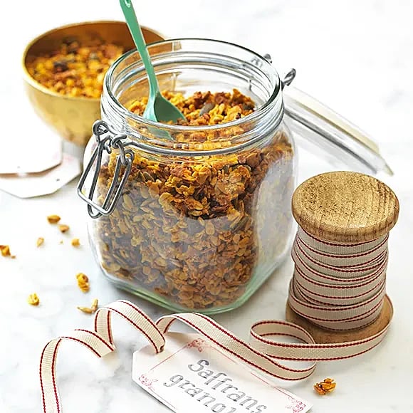 Saffransgranola | Recept ICA.se