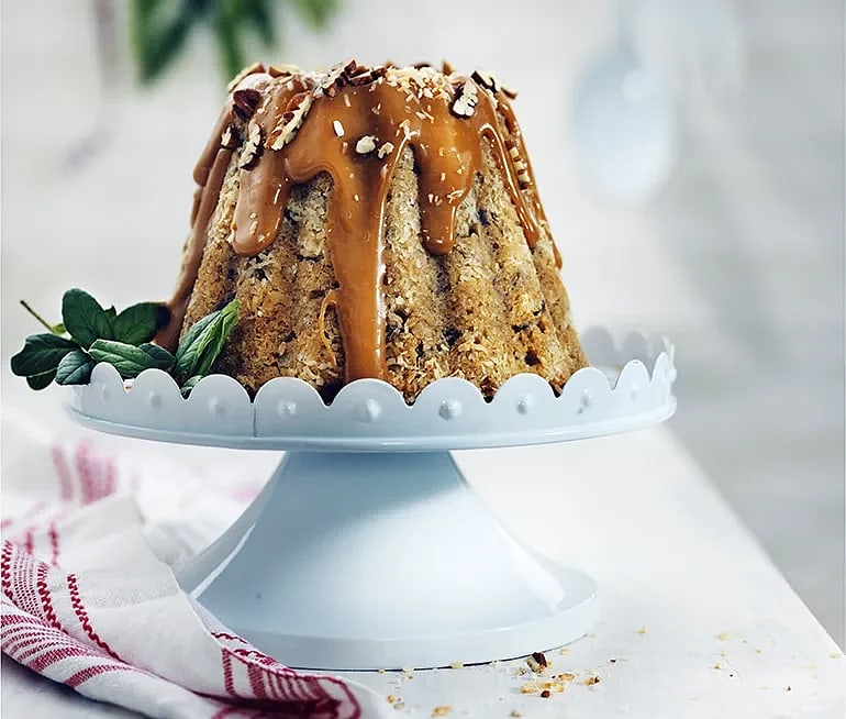 Fruktkaka med banan, dadlar och pekannötter | Recept ICA.se