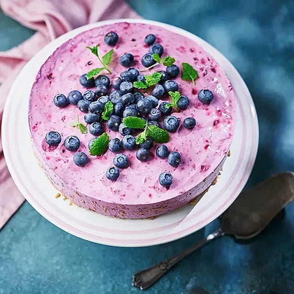 Blåbärscheesecake med mynta | Recept ICA.se
