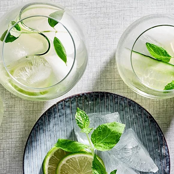 Gurk- och limelemonad | Recept ICA.se