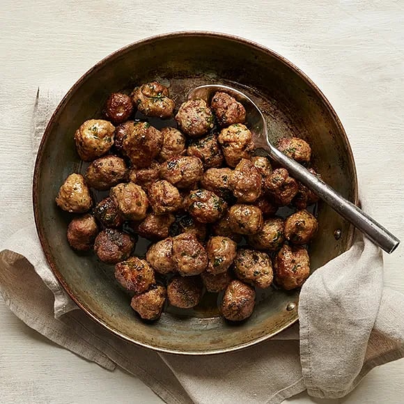 Lammfärsbullar med persilja och vitlök | Recept ICA.se