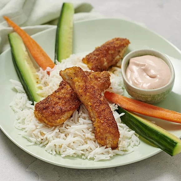 Crispy chicken med dipp och grönsaksstavar | Recept ICA.se