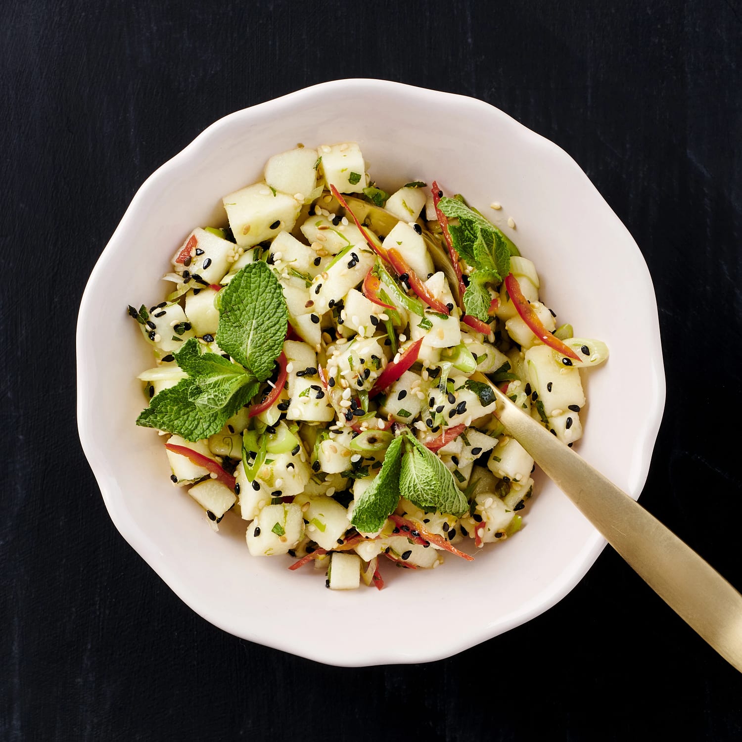 Äppelsalsa med chili och mynta | Recept ICA.se