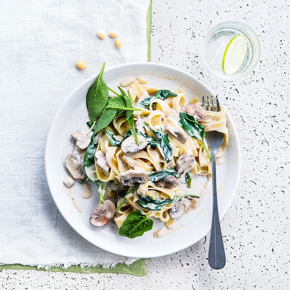 Svamp- och spenattagliatelle | Recept ICA.se