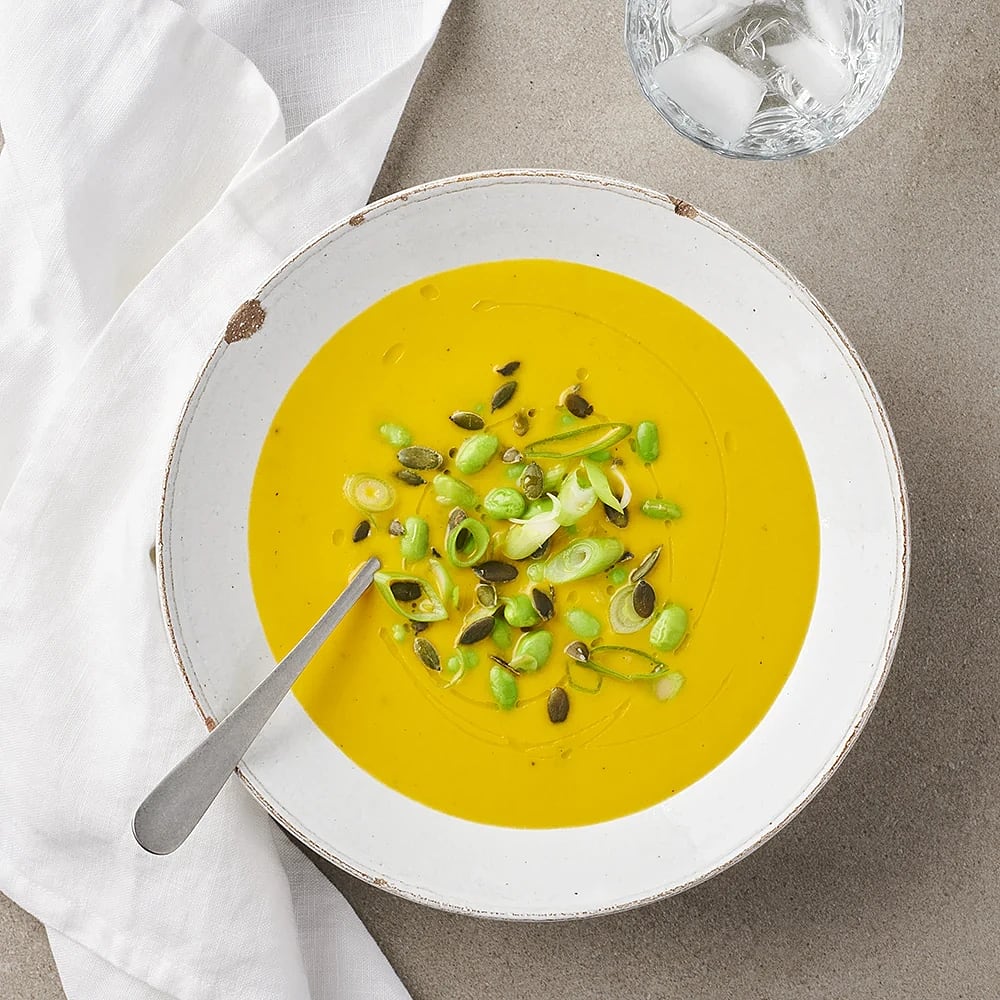 Morotssoppa med kokosmjölk och sojabönor | Recept ICA.se