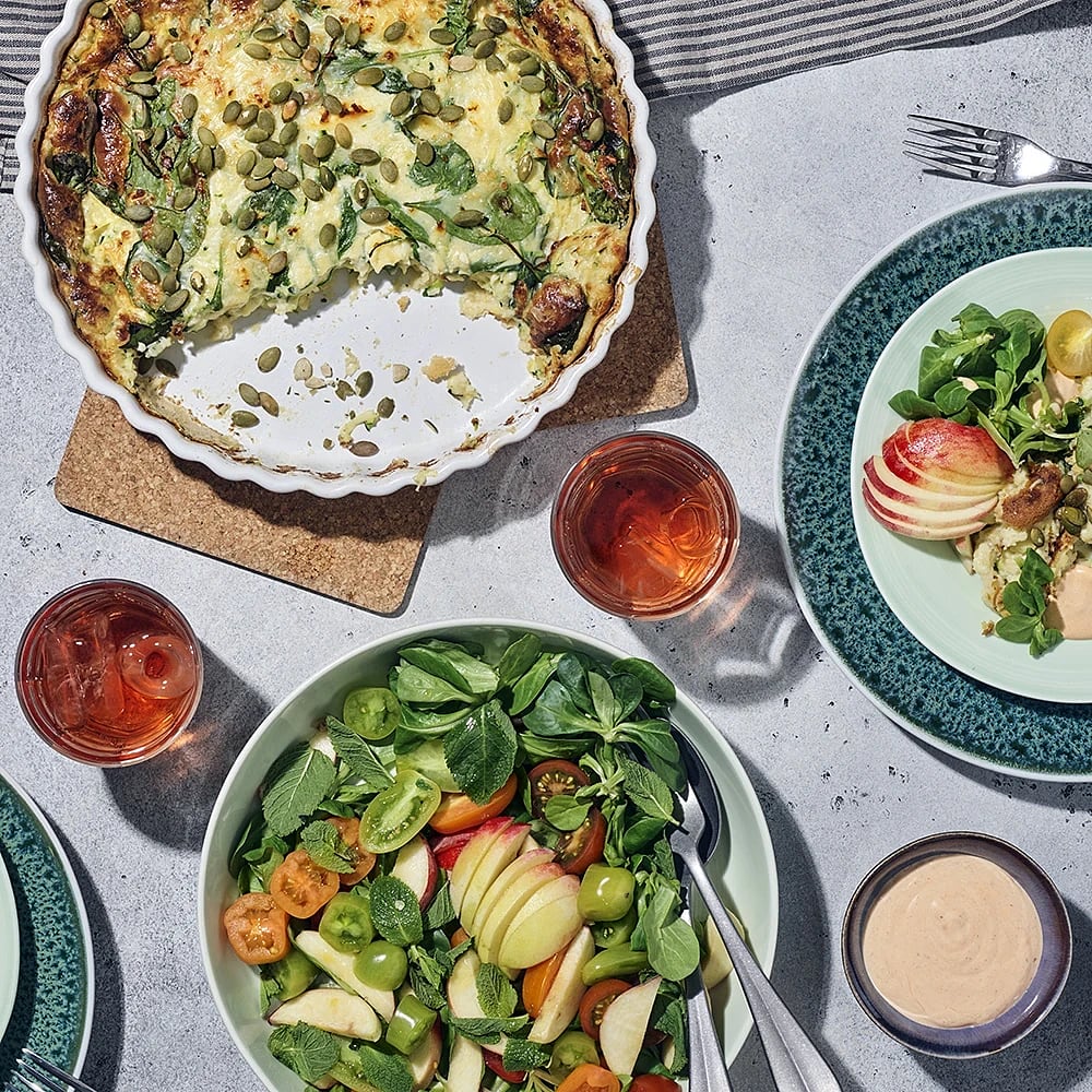 Ugnspannkaka med zucchini och grillost | Recept ICA.se