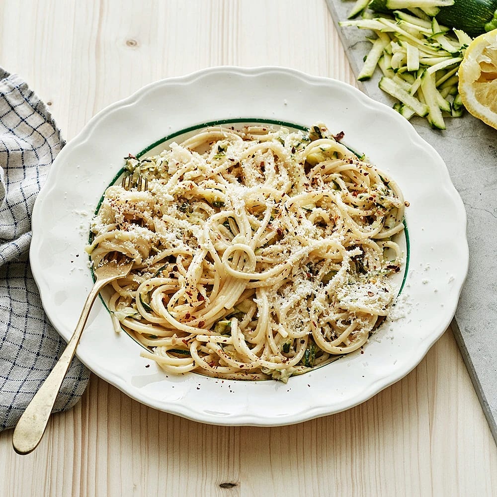 Zucchinipasta med citron | Recept ICA.se