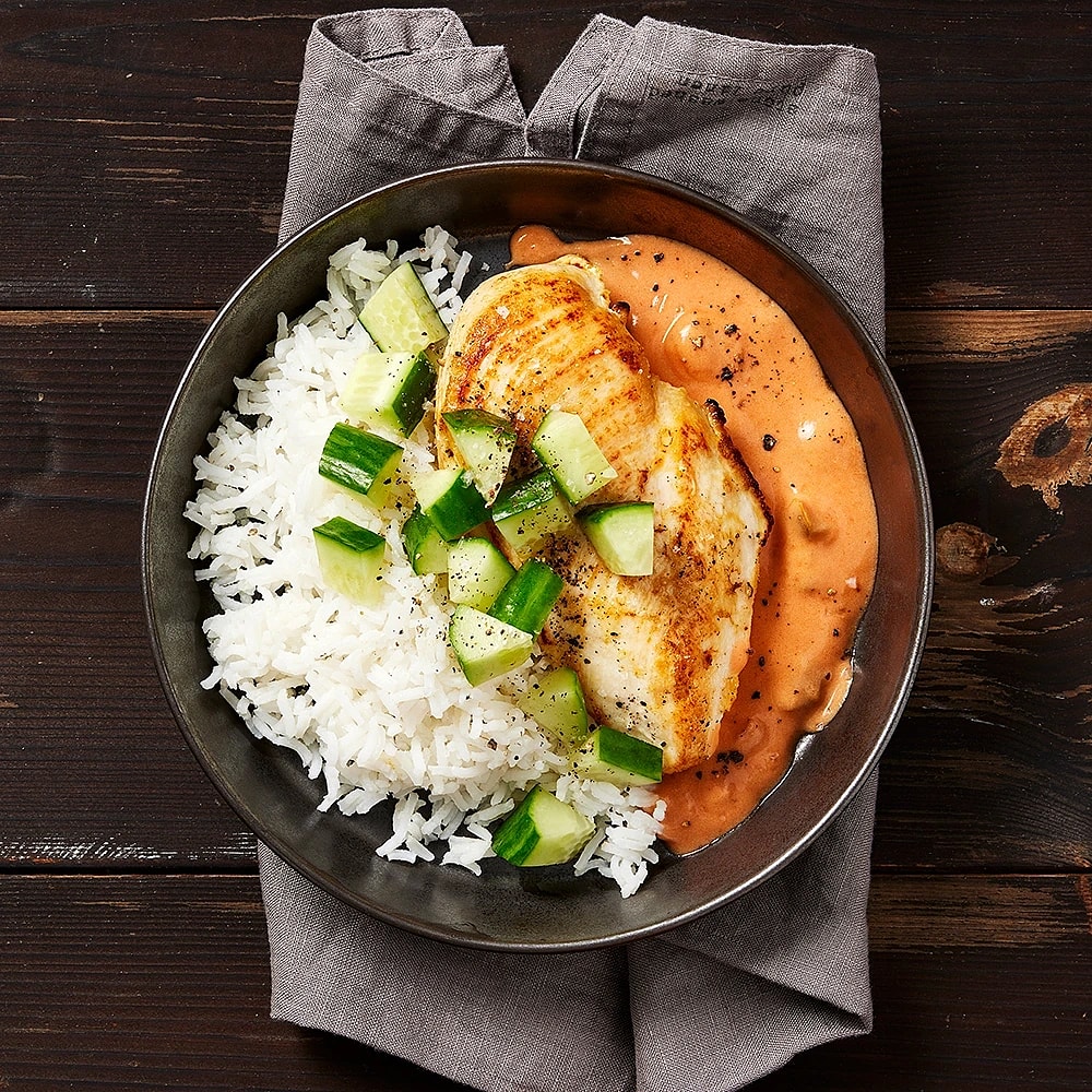 Kycklingfilé med krämig tacosås och ris | Recept ICA.se