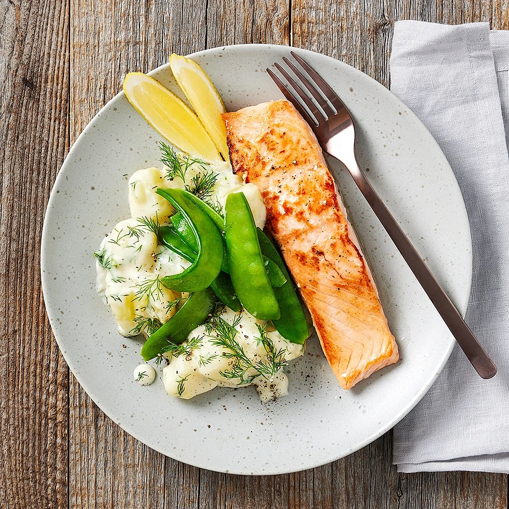 Sockersaltad lax med dillstuvad potatis | Recept ICA.se