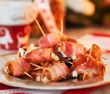 Getostfyllda dadlar med bacon | Recept ICA.se