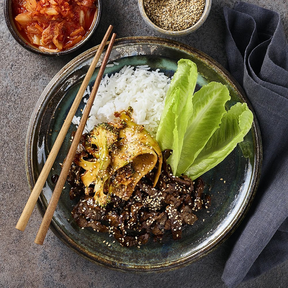 Lövbiff bulgogi med het broccoli och kimchi | Recept ICA.se