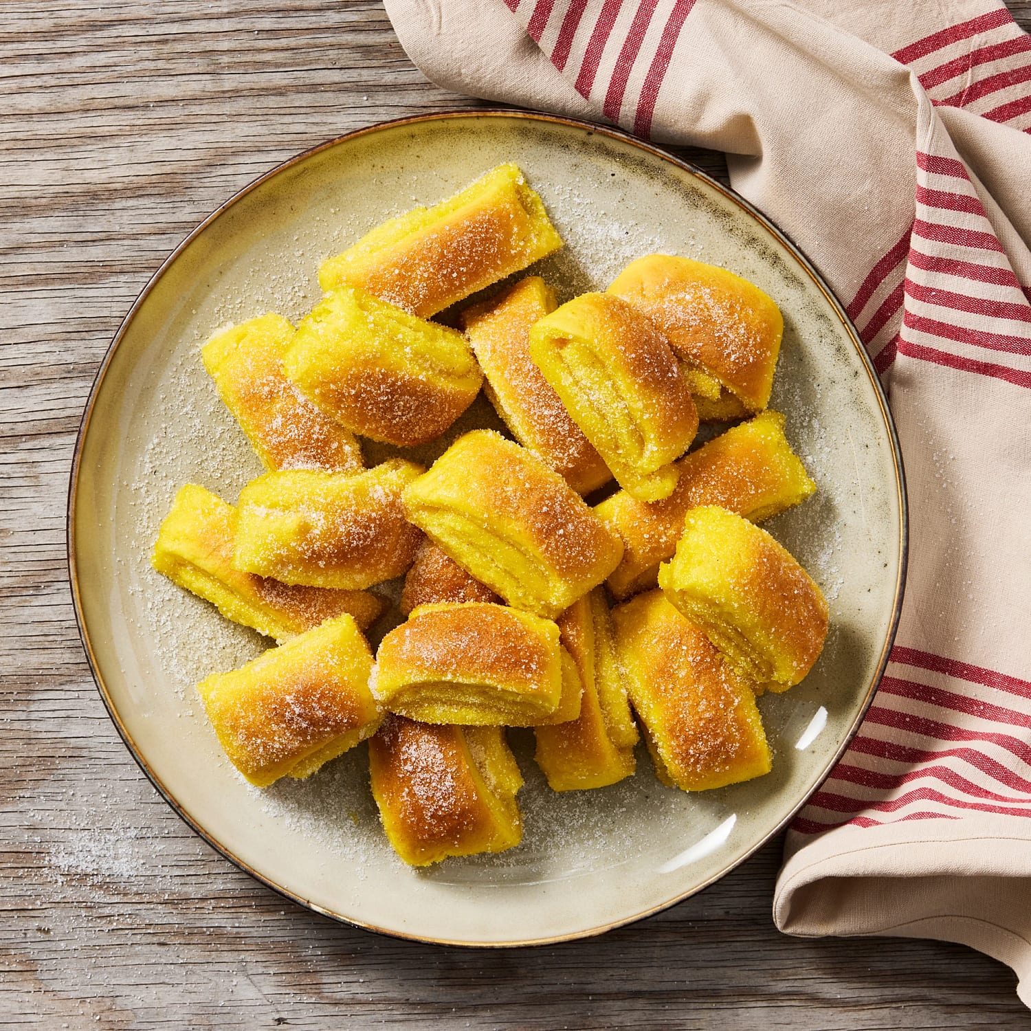 Enkla saffransgifflar | Recept ICA.se