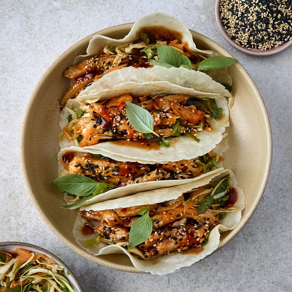 Asiatiska tacos med sweet chili kyckling | Recept ICA.se