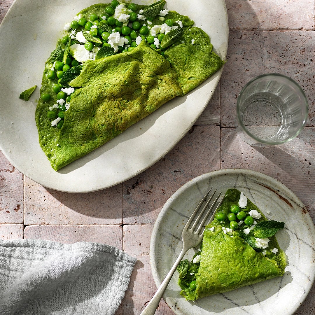 Grön omelett med ärtor och fetaost | Recept ICA.se