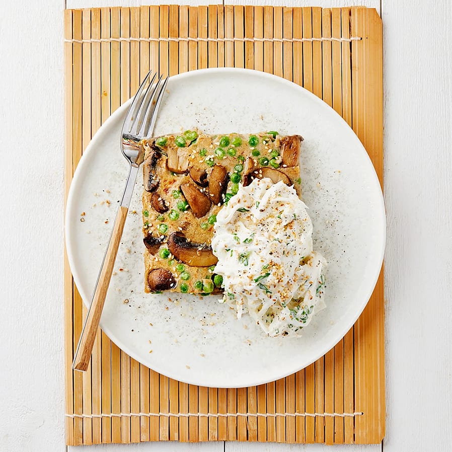Svamp- och ärtomelett rättiksslaw | Recept ICA.se