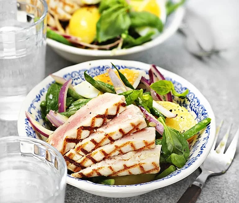 Halstrad tonfisk ”Nicoise” | Recept ICA.se