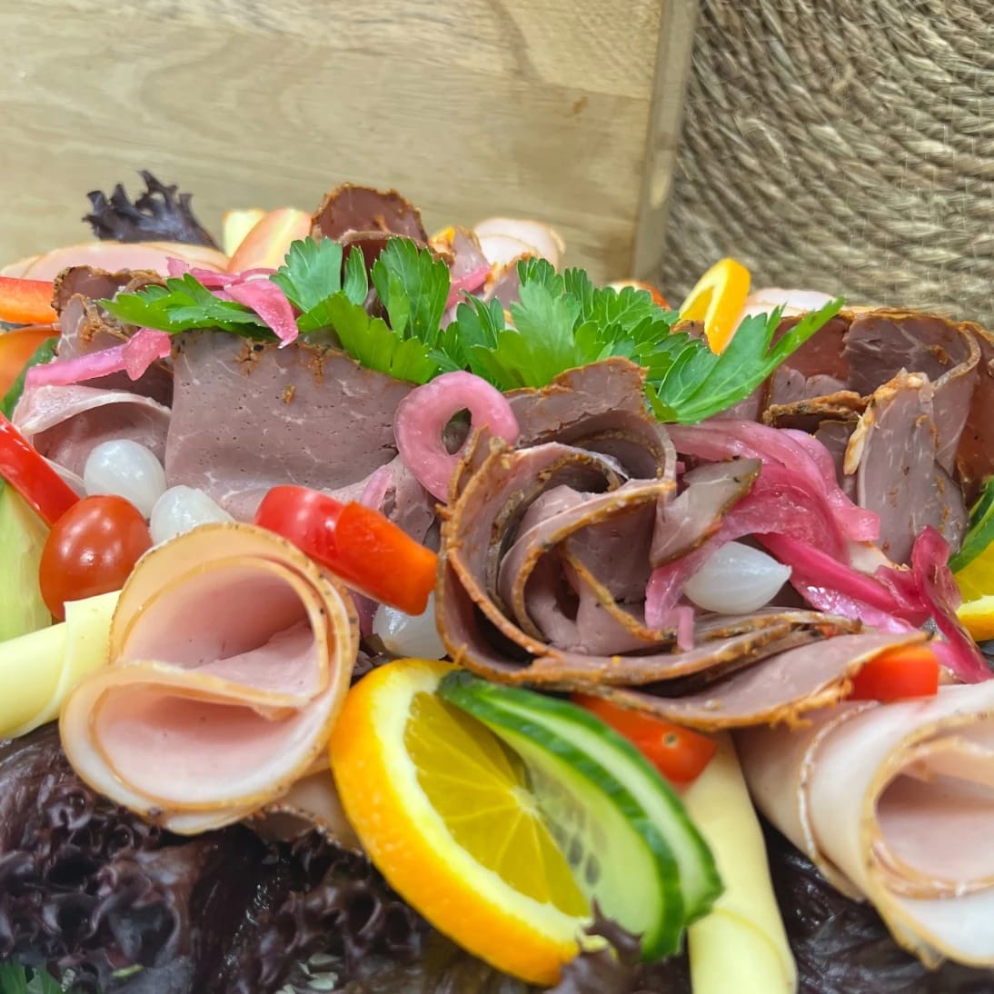 Smörgåstårta kalkon & rostbiff | Catering Maxi ICA Stormarknad Karlskrona