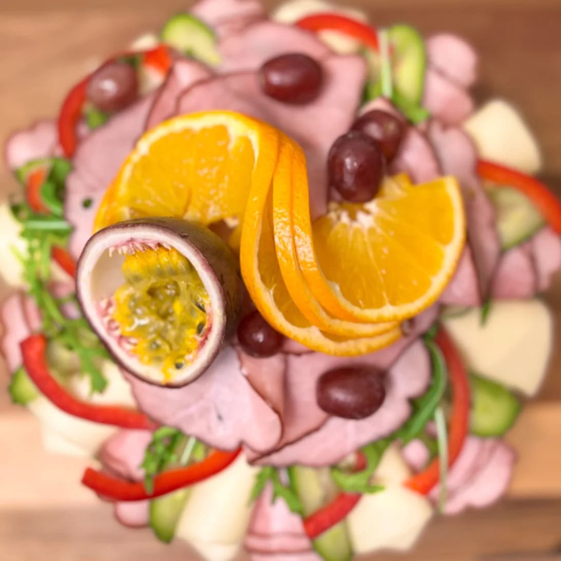 Ost & Skinktårta - Produktsida | Catering ICA Maxi Alingsås