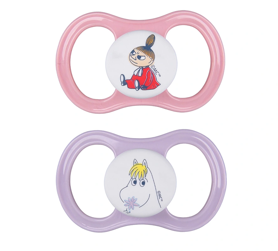 ESSKA Happy Muminedition Napp + 4 månader 2-pack Rosa/lila | Apotek Hjärtat