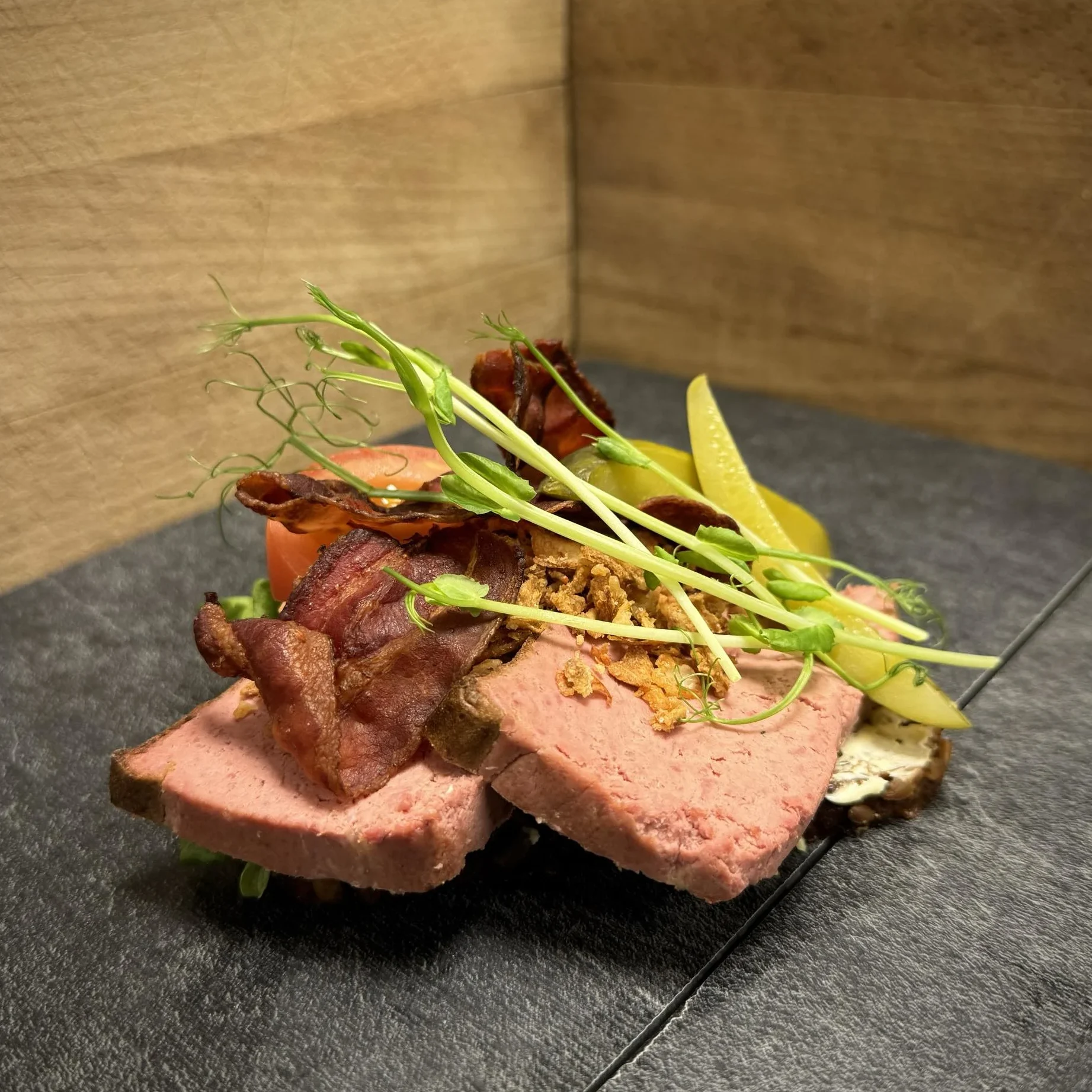 Smörrebröd leverpastej | Catering ICA Maxi Boglundsängen