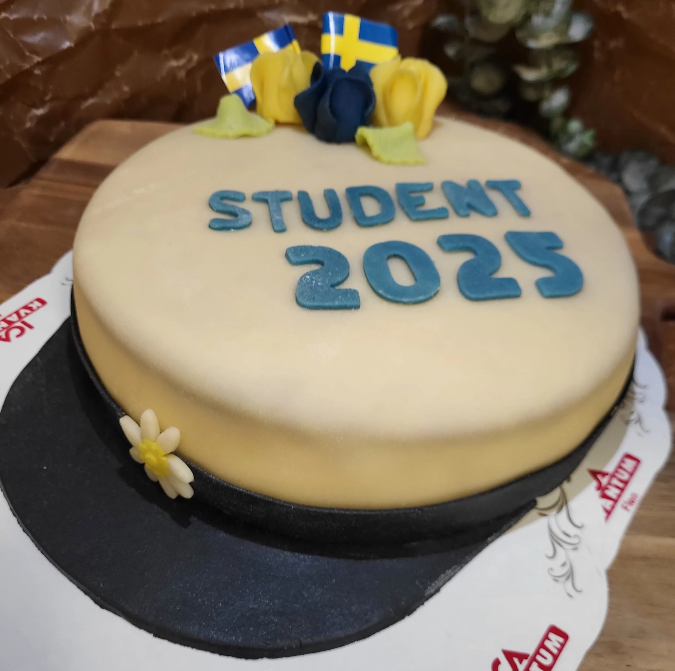 Studenttårta 10-12 bitar | Catering ICA Kvantum Flen