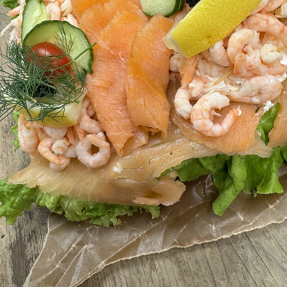 Lax- & räktårta | Catering ICA Signalen, Linköping