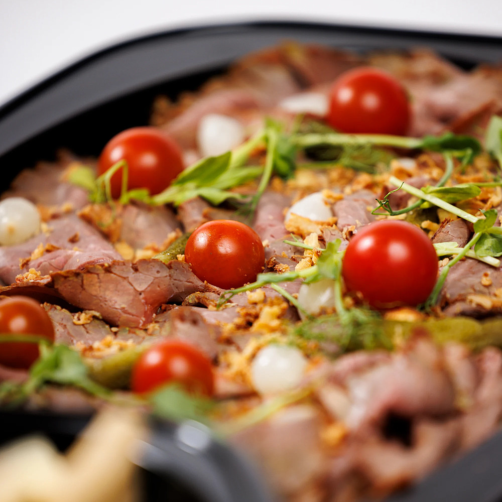 Rostbiff - upplagt på fat | Catering Maxi ICA Stormarknad Haninge