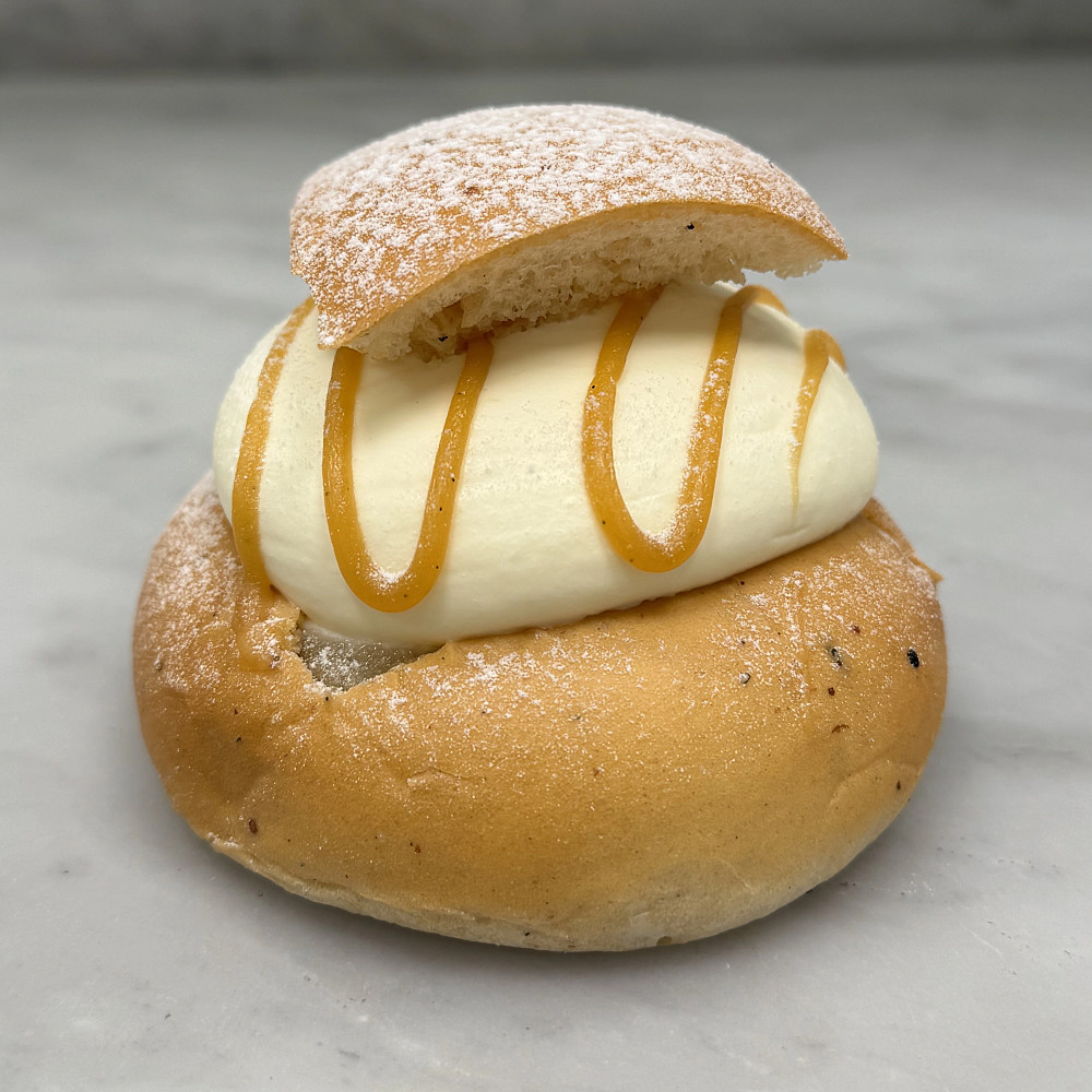 Semla - saltkola | Catering Maxi ICA Stormarknad Haninge