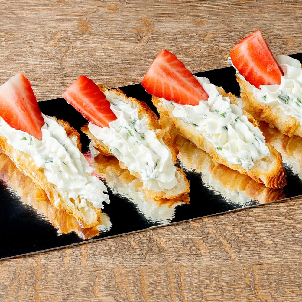 Snitt med oströra | Catering ICA Maxi Hälla