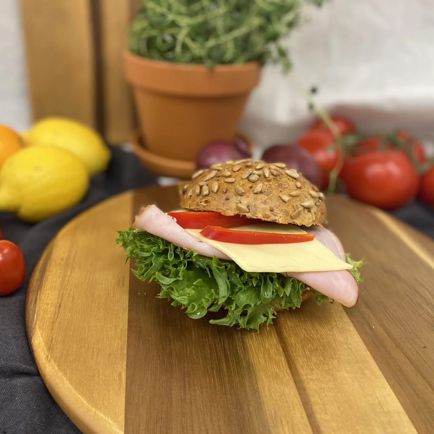 Grov fralla med ost & skinka | Catering ICA Maxi Mora