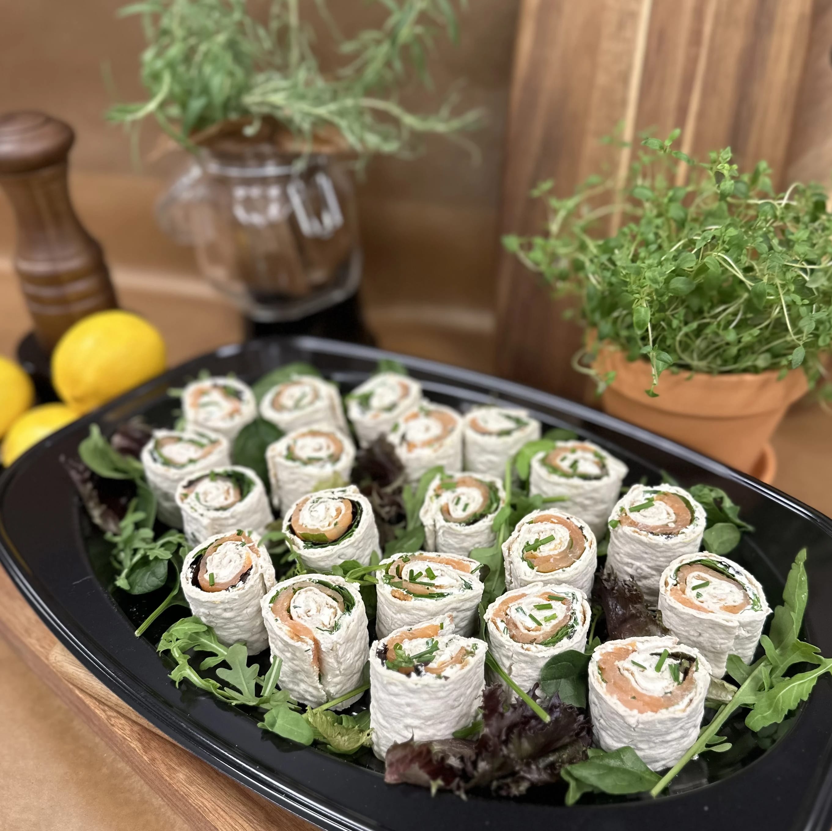 Kallrökt lax rulle | Catering ICA Maxi Borås