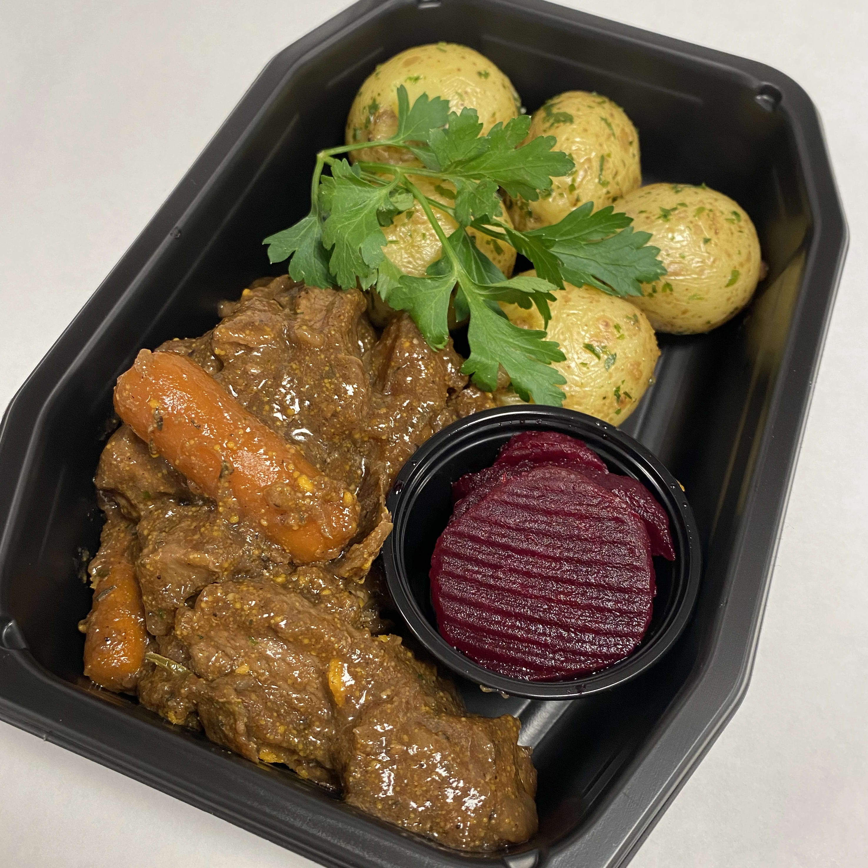 Kalops med potatis och rödbetor | Catering ICA Maxi Sundsvall