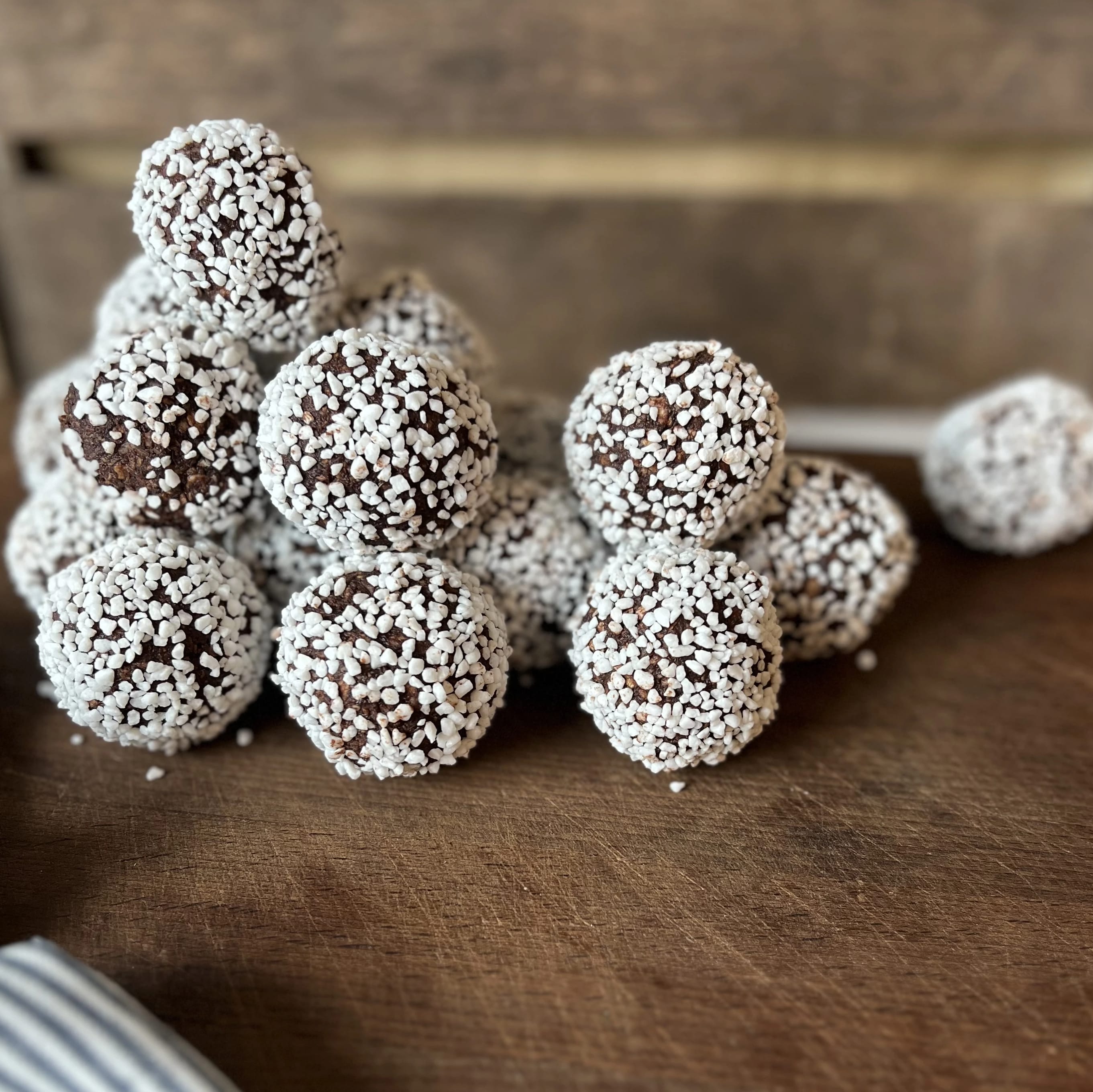 Chokladbollar 4-pack | Catering ICA Kvantum Kronoparken