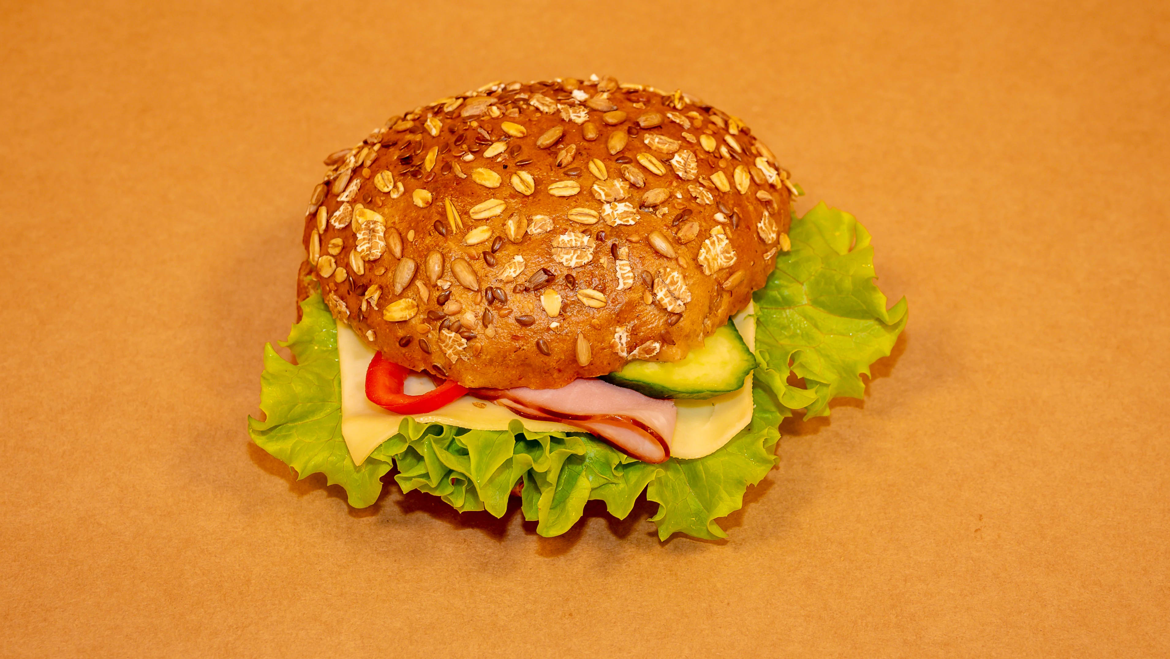 Fralla grov med ost och skinka | Catering ICA Maxi Partille