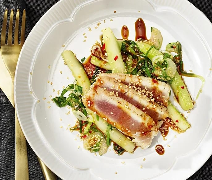 Tonfisk teriyaki med rimmad gurka och pak choi | Recept ICA.se