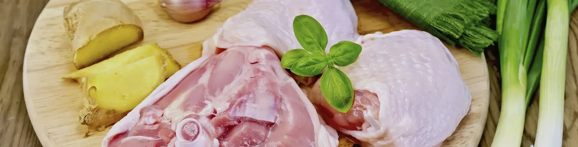 Recept kycklinglår - saftiga recept med kycklinglår | ICA