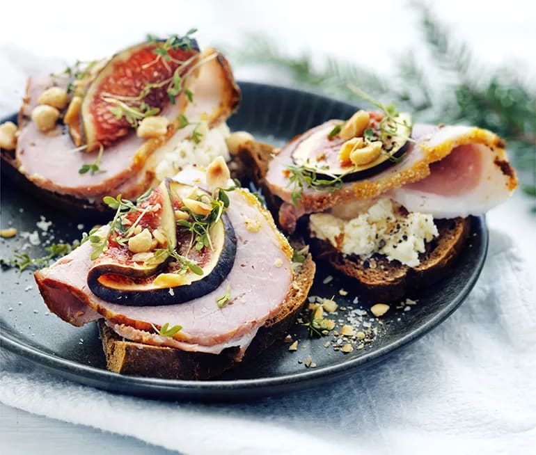 Julmacka cheddarspread och fikon | Recept ICA.se