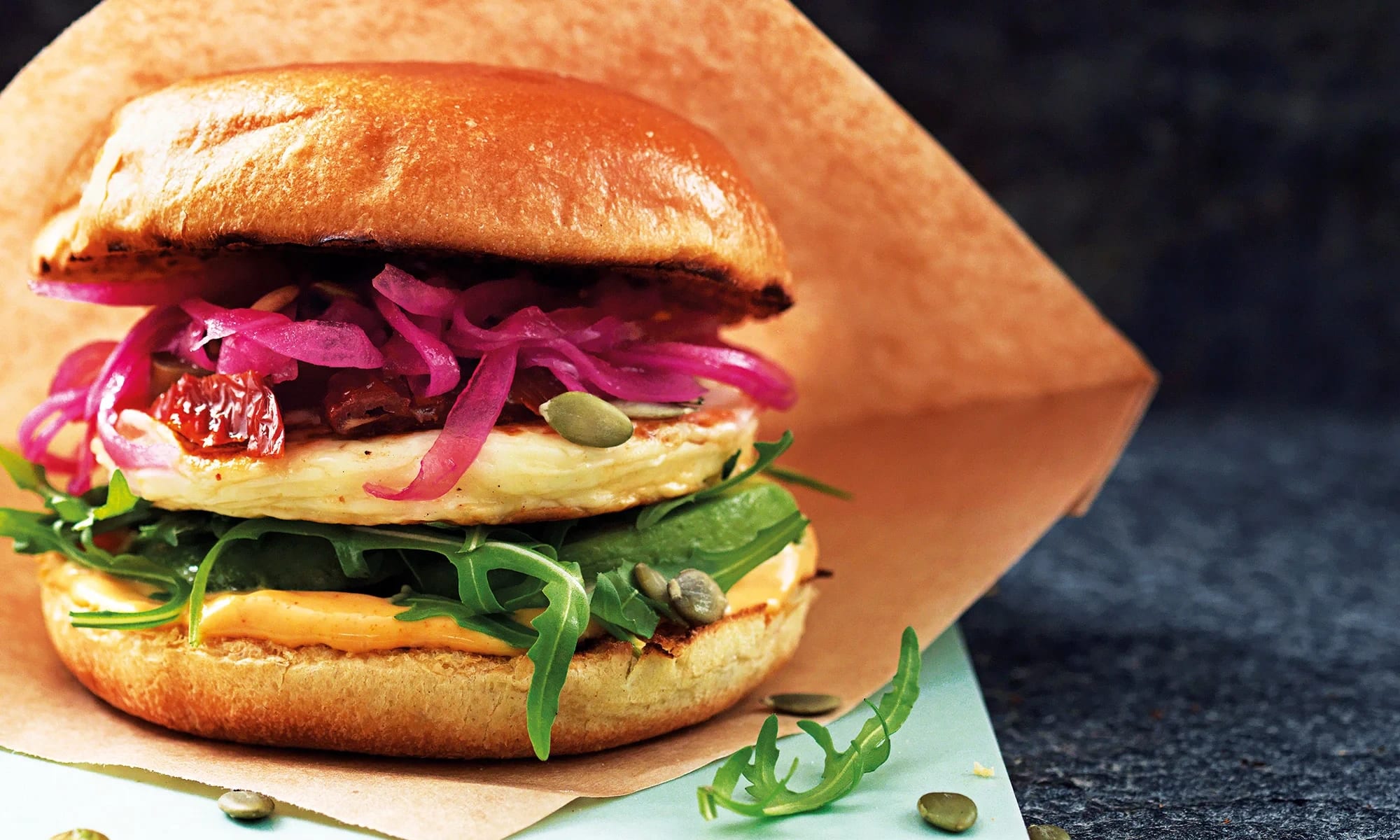 Recept på köttfria burgare | ICA Buffé