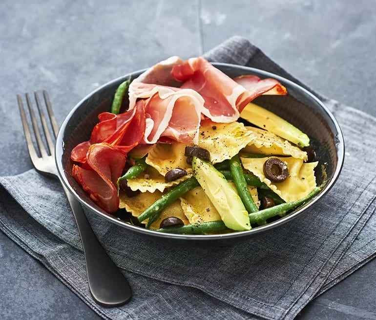 Fylld pasta med charkuterier | Recept ICA.se