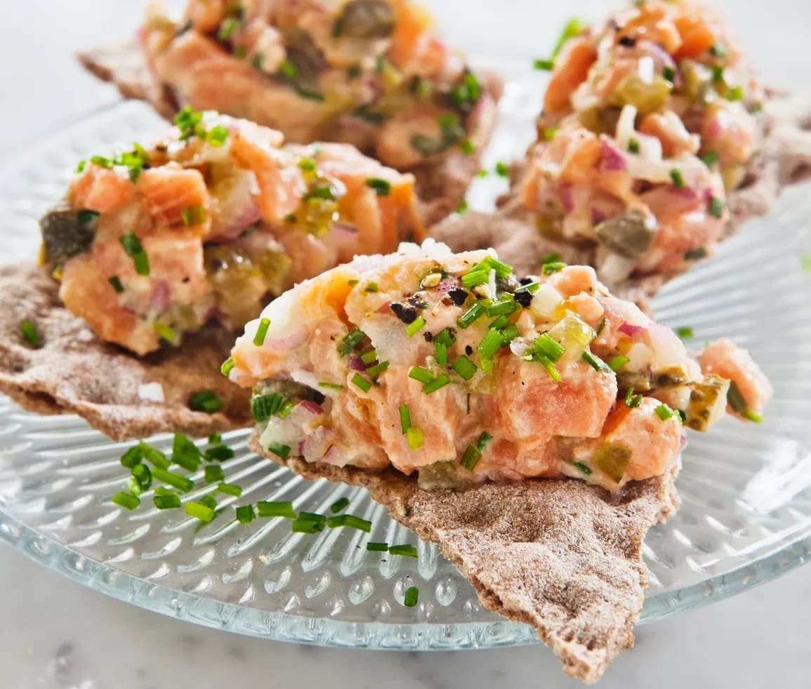 Laxtartar | Recept ICA.se